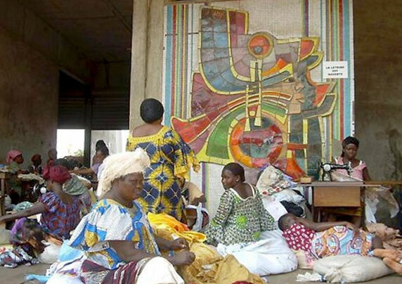Hommage national à Paul Ahyi - République Togolaise
