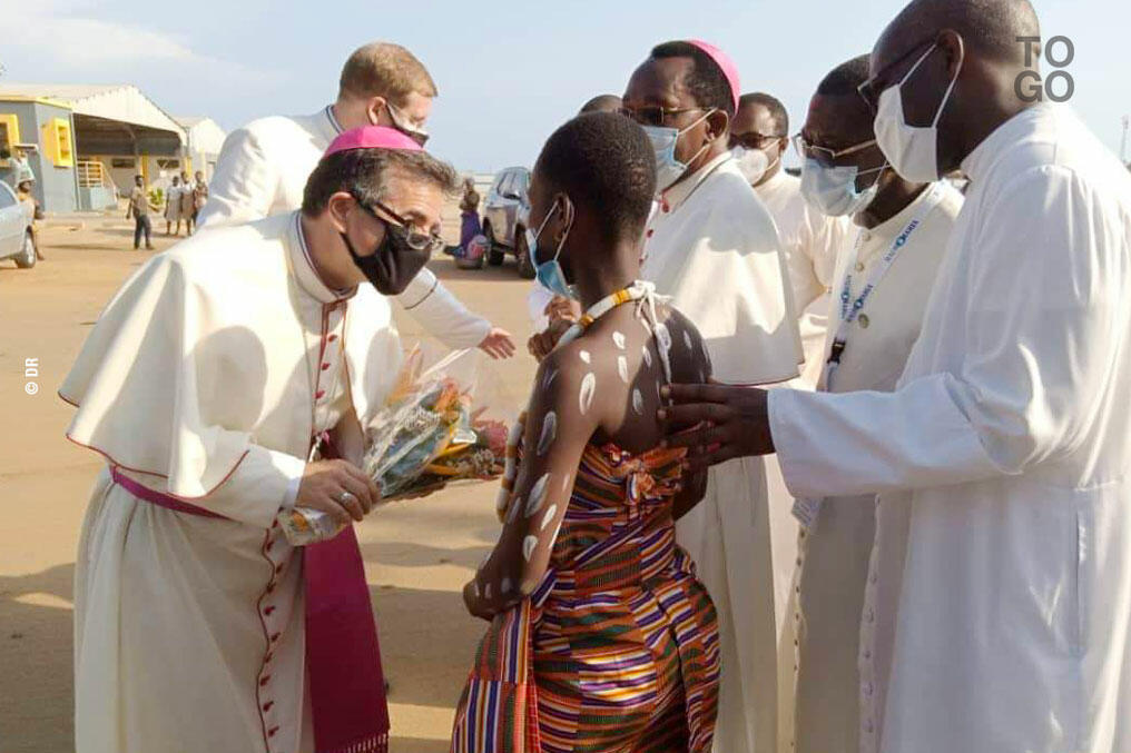 Première visite de Mgr Miles - République Togolaise