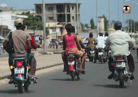 Plus de 215.000 taxis-motos au Togo - République Togolaise