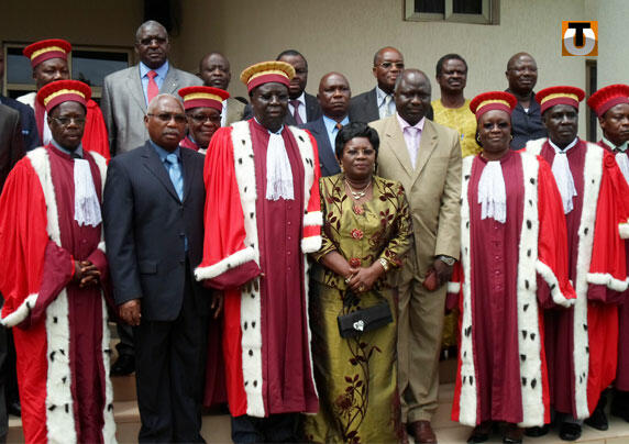 Les membres de la Céni ont prêté serment - République Togolaise