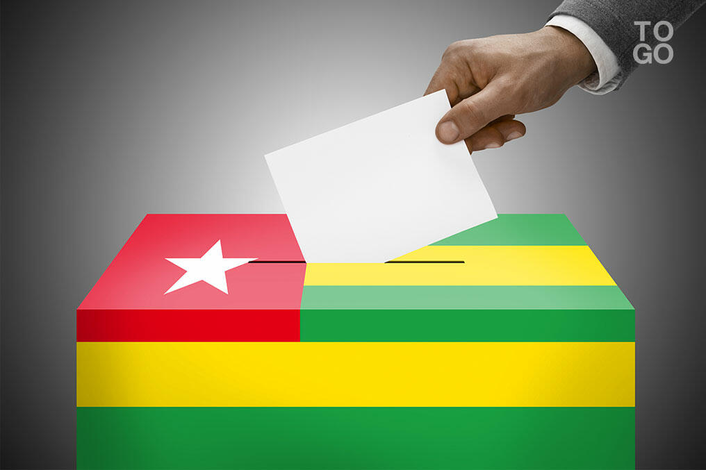 Ouverture des bureaux de vote - République Togolaise Ouverture des bureaux de vote - République Togolaise
