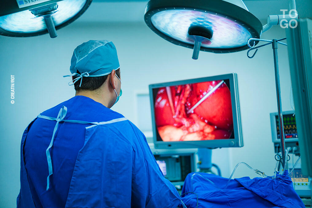 Les médecins se forment à la chirurgie mini-invasive - République Togolaise