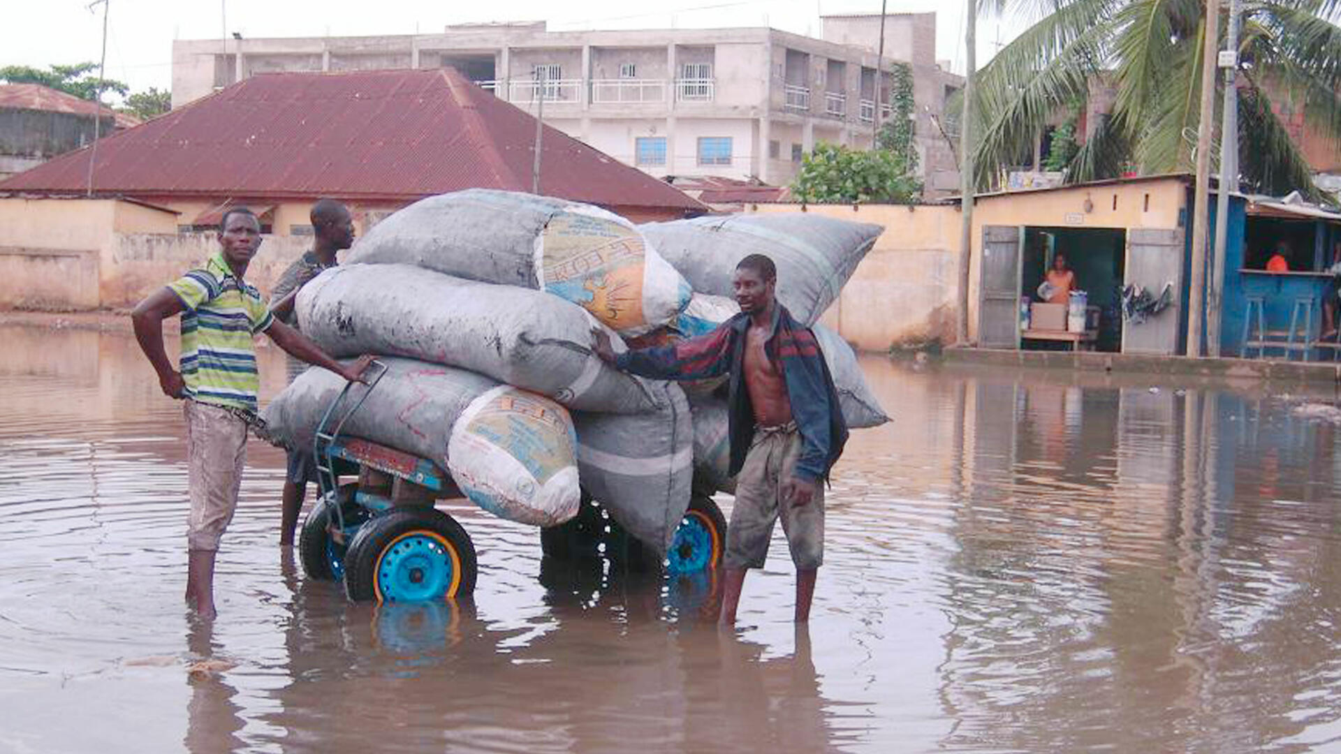 Attention aux inondations - République Togolaise