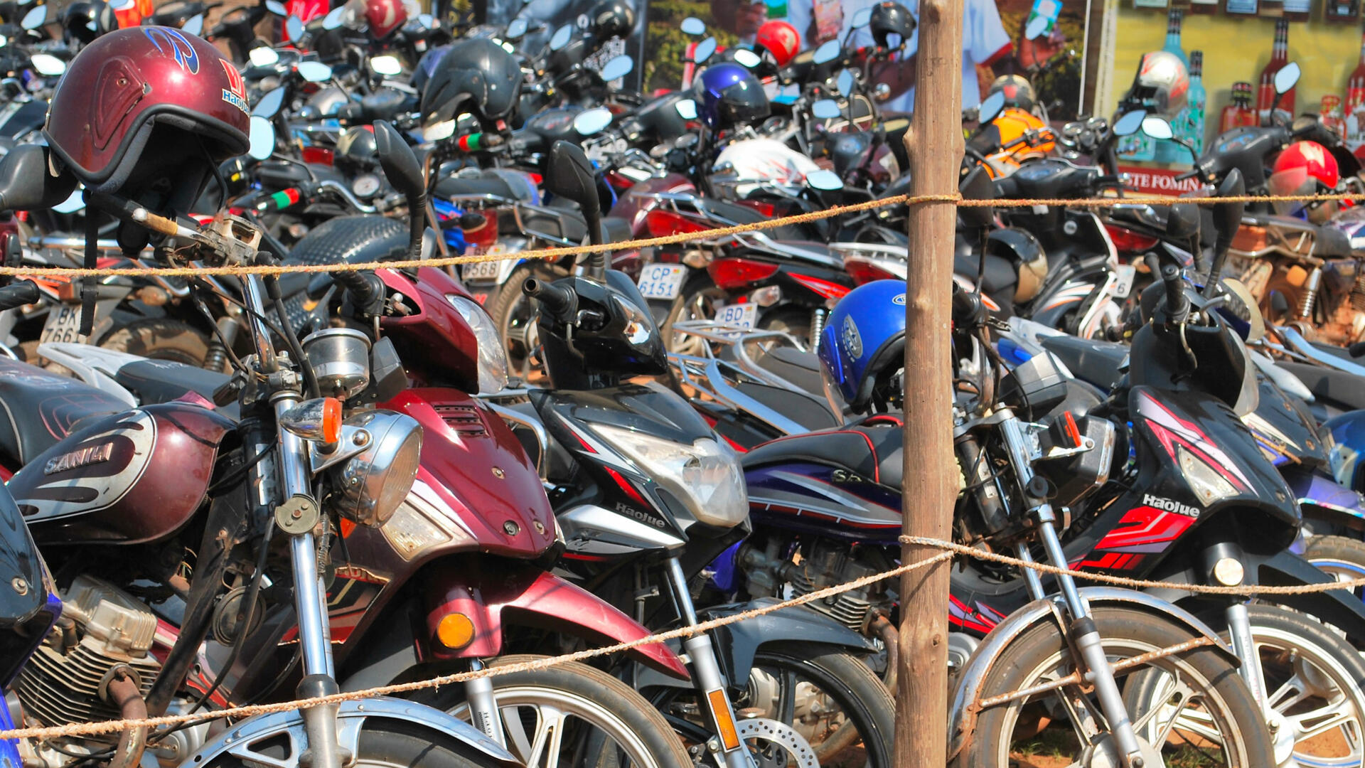 Pour un usage sécurisé et durable des motos en Afrique - République ...